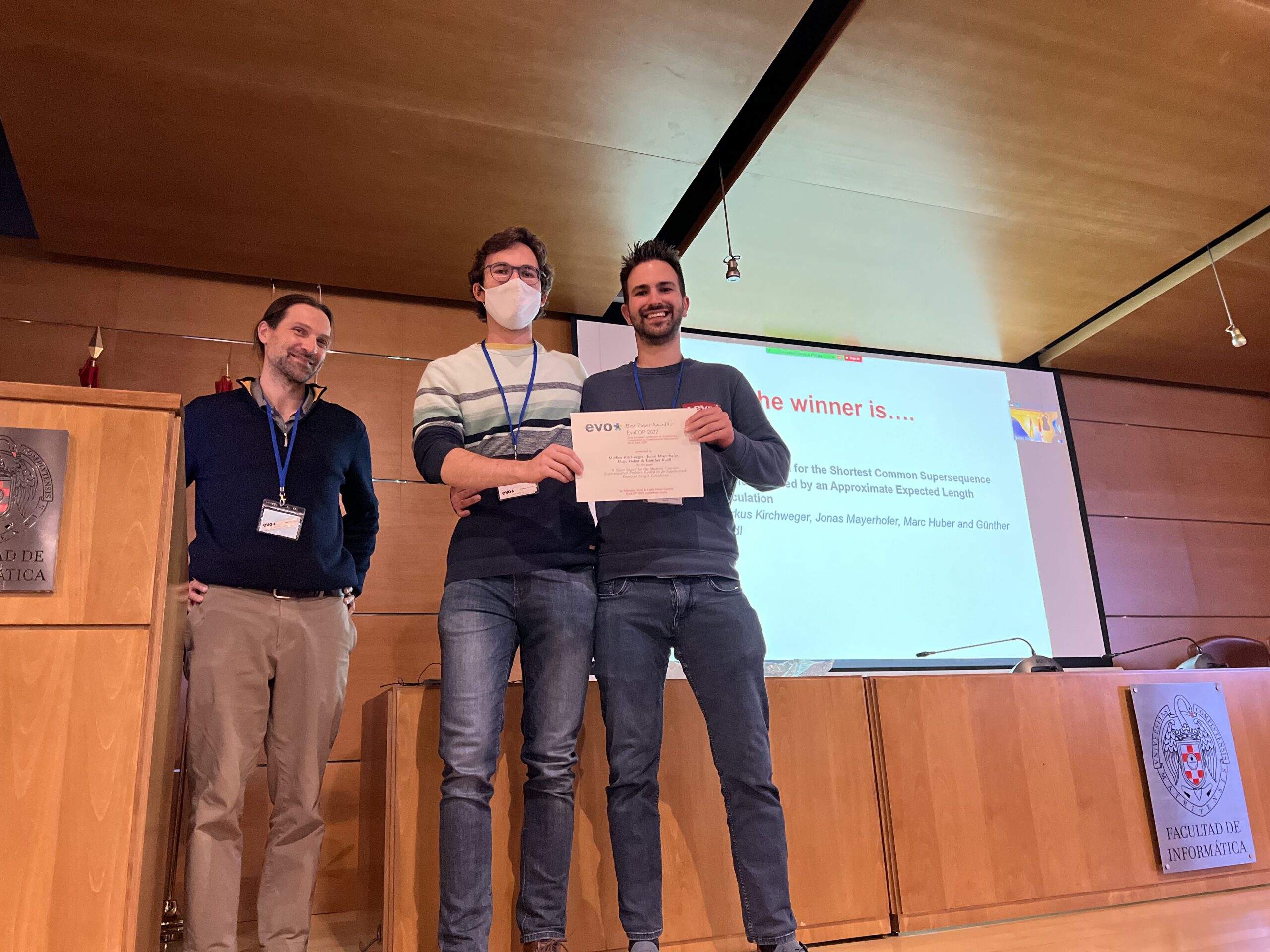 Best paper award at EvoCOP 2022 – Algorithms and Complexity Group